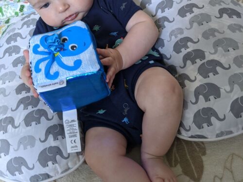 73 Simple and Fun Activities For A 4 Month-Old - Mommy Maker Teacher