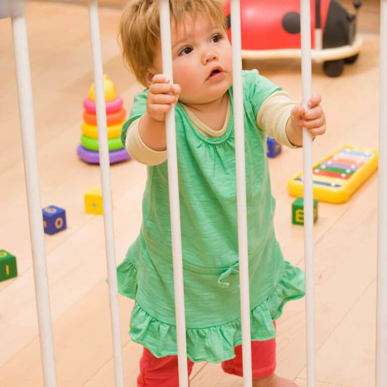 Best Baby Playpens for Crawling Babies and Toddlers - Mommy Maker Teacher